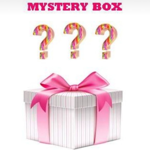 Tupperware | Kitchen | Tupperware Mystery Box | Poshmark